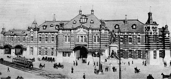 Tokyo Ghost Stations – Manseibashi – Akiba City Tokyo